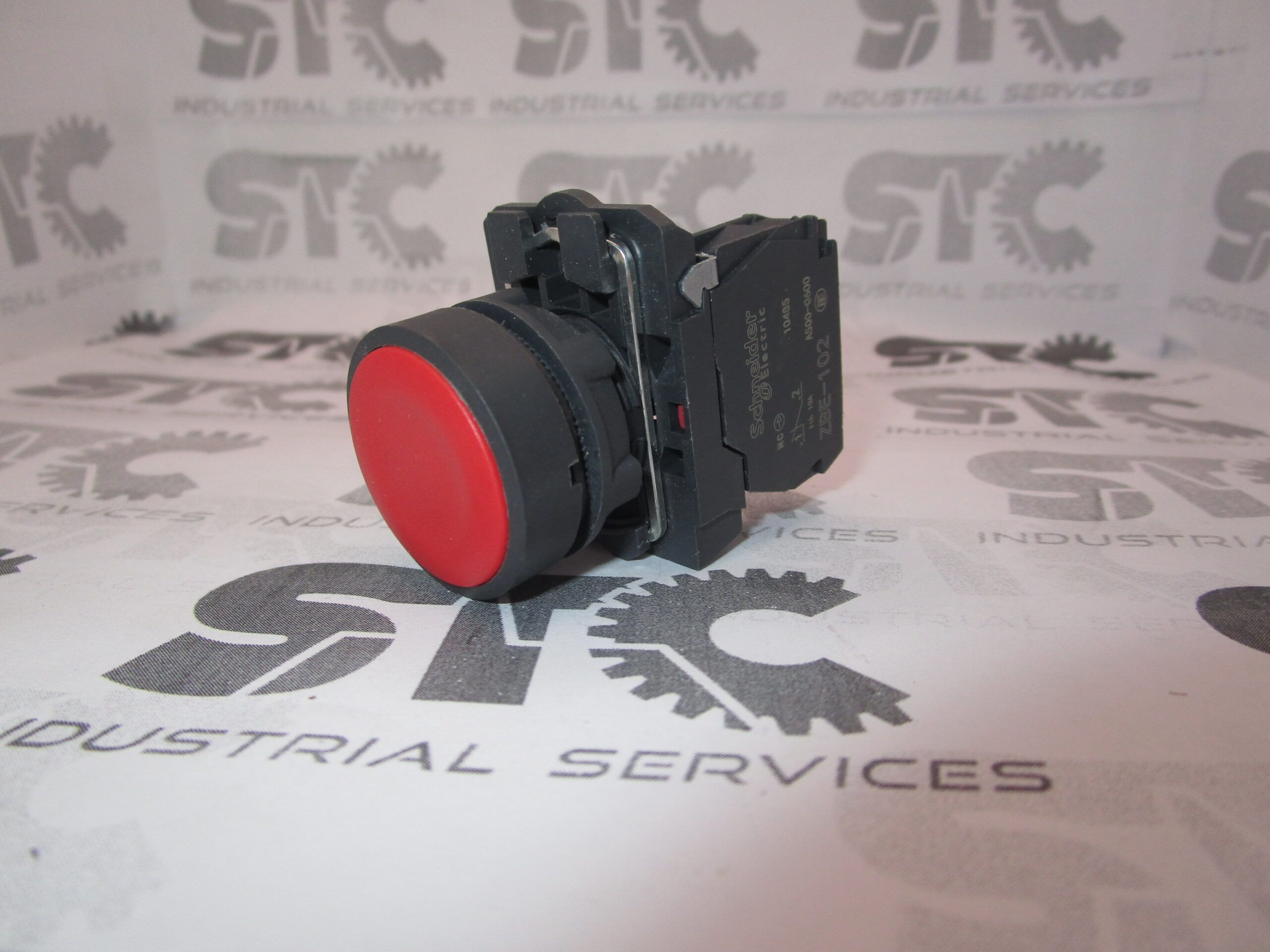 SCHNEIDER XB5AA42 SCHNEIDER Red push button. - STC Industrial Services